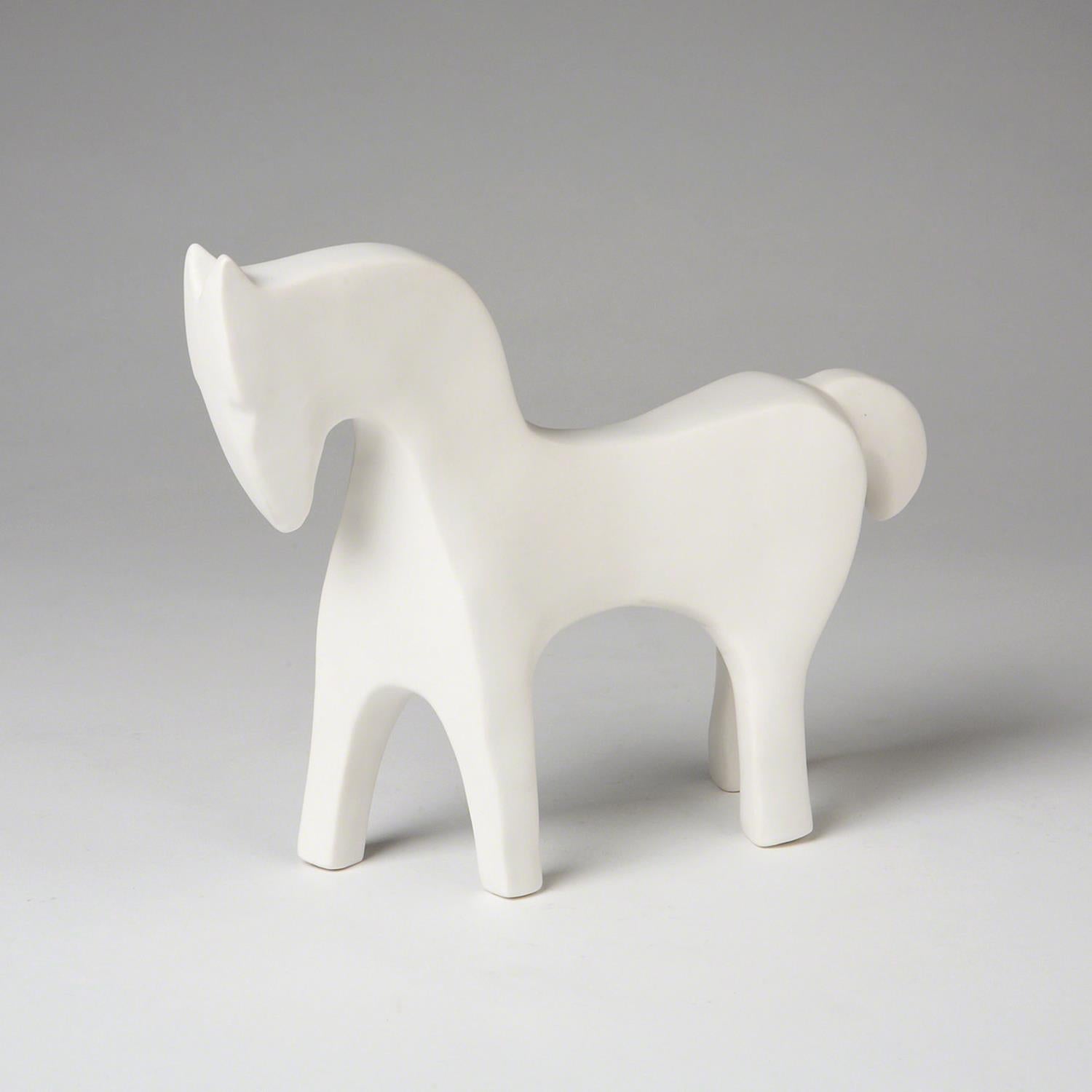 Matte White Horse – Perch